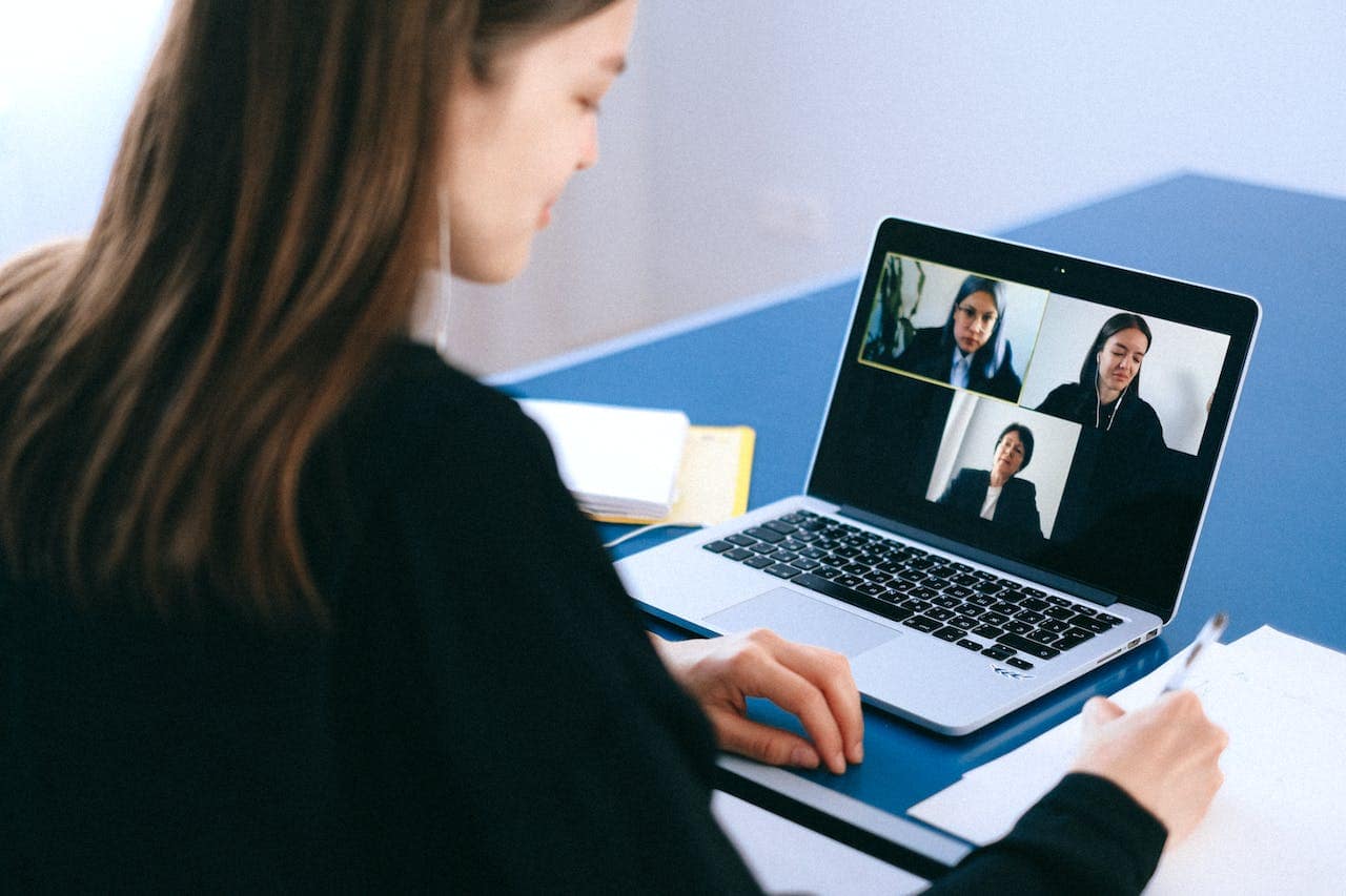 The Best Virtual Meeting and Collaboration Tools - Expats Guide